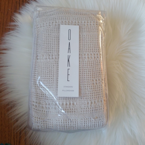 oake | Bedding | Set Of Two Oake Bedding Waffle Plaid Collection | Poshmark